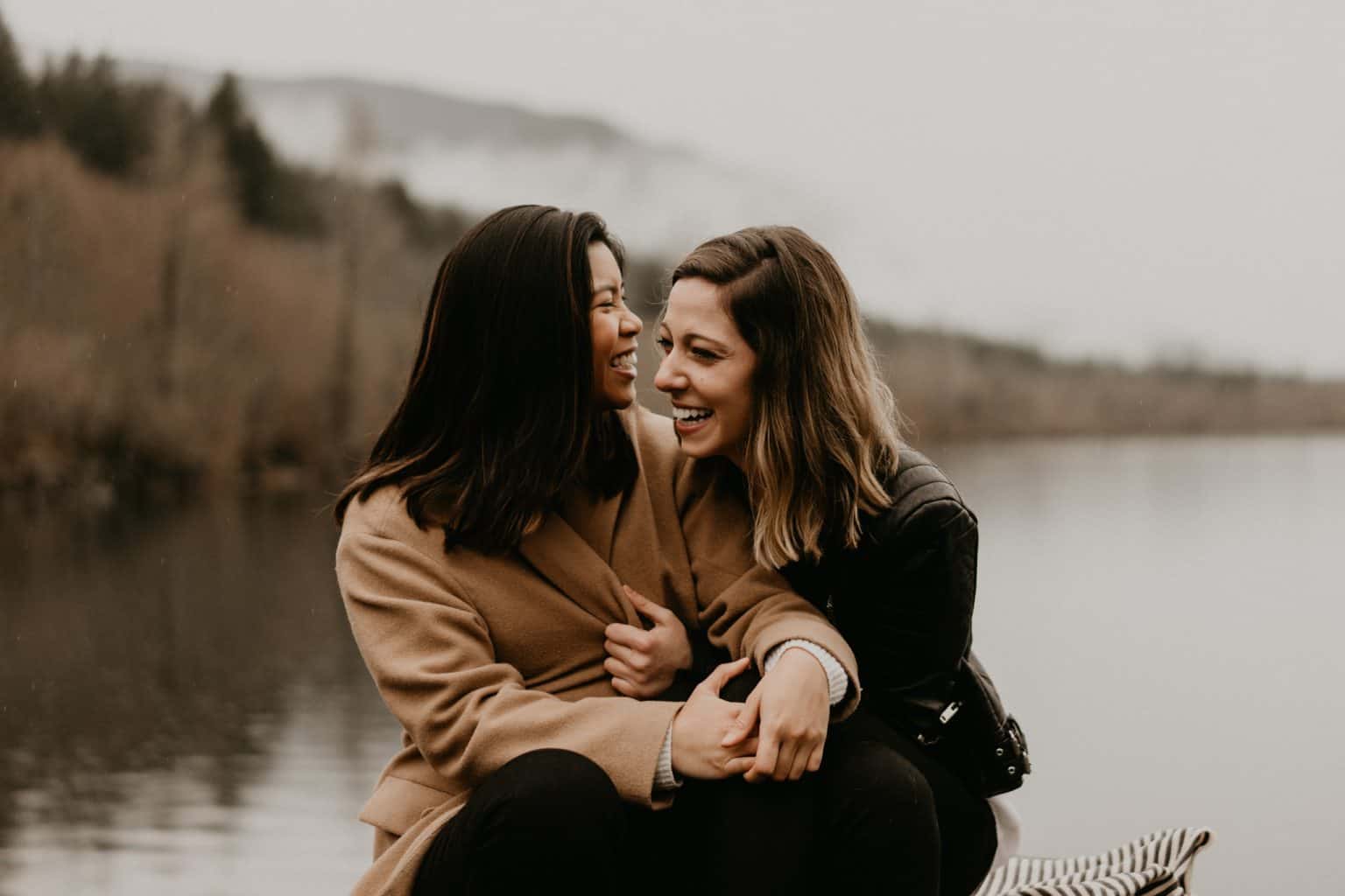 Intimate Photo Session Snoqualmie Pass and Rattlesnake Lake | Henry ...