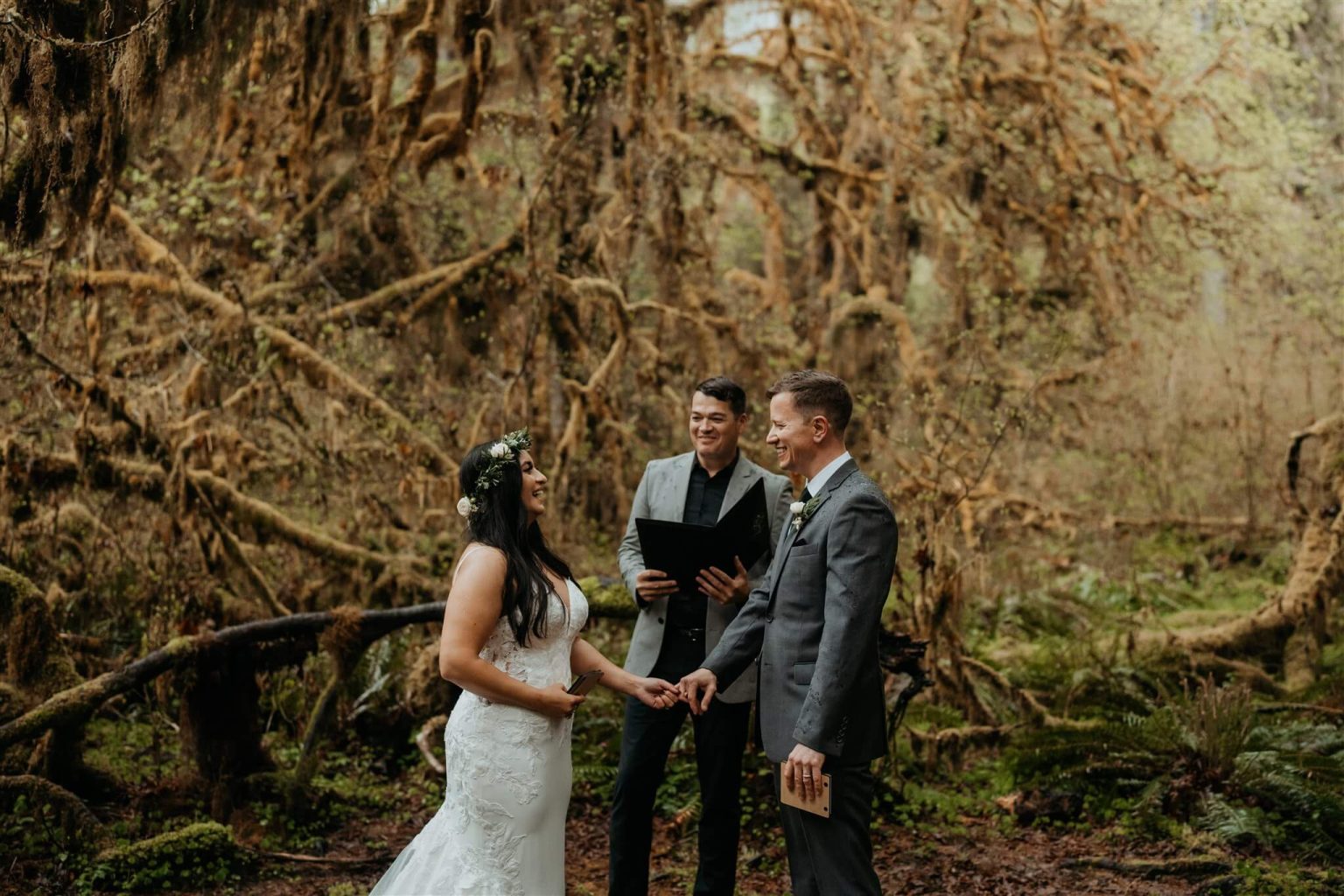 Rainy Hoh Rainforest Elopement | Henry Tieu Photography