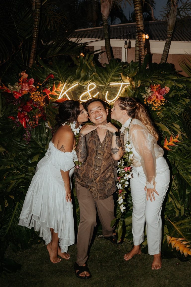 A Kauai Micro Wedding with the Most Beautiful Sunrise and Reception Dinner